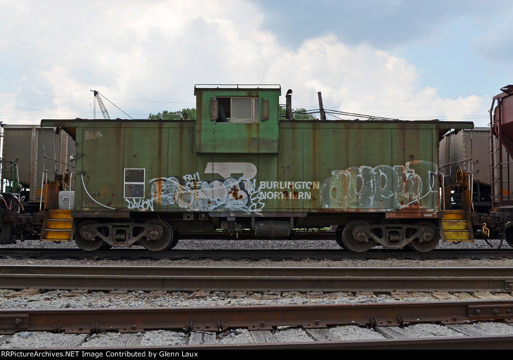 BN 12414 shoving platform